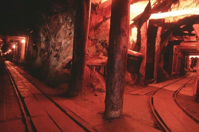 Real Gold Mine Tour with, gold panning and more - The Sum Up