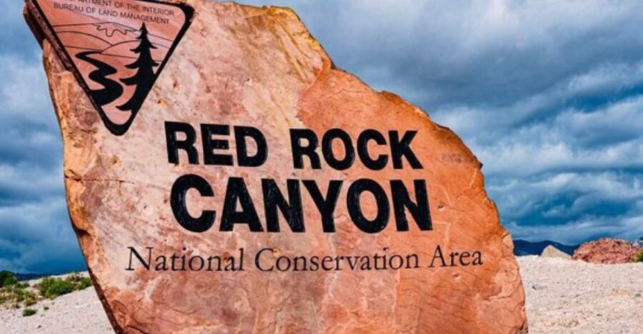 Red Rock Canyon Sign& Seven Magic Mountains Tour - Why Travelers Love This Tour