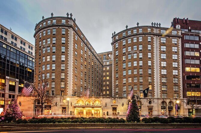 Residences of the Presidentses Walking Tour: Lafayette Square & Foggy Bottom - Who Should Take This Tour?