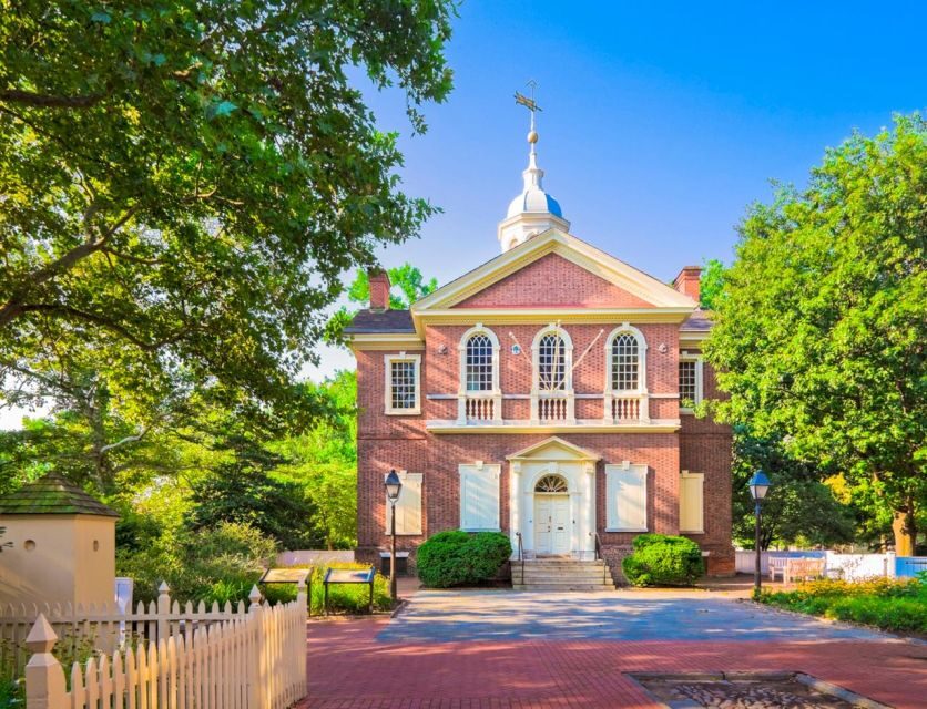 Revolutionary Roots: A Historic Philadelphia Stroll - A Close Look at the Tour Itinerary