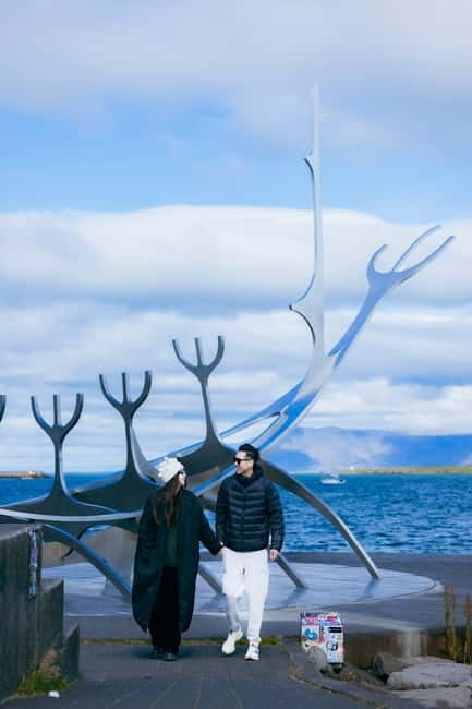Reykjavik: City Walk Tours With Photography Services - The Value of the Tour