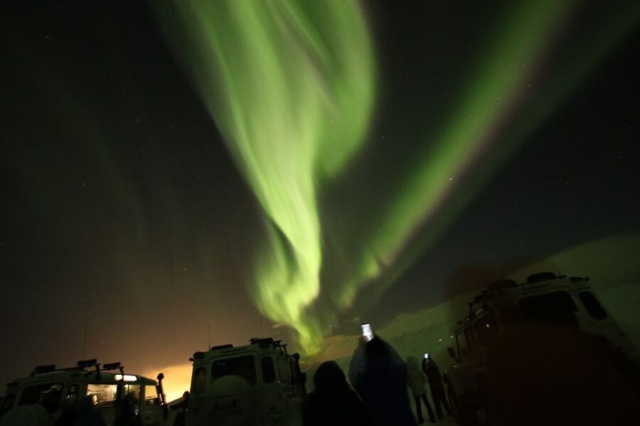Reykjavik: Northern Lights Experience by Superjeep - The Natural Beauty of the Night Sky
