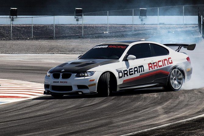 Ride-Along Drifting Experience at the Las Vegas Motor Speedway - Ride-Along Drifting Experience at the Las Vegas Motor Speedway: A Detailed Review