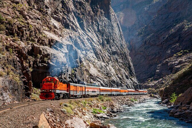 Ride the First Class Lunch Train through the Royal Gorge! - The Travel Experience