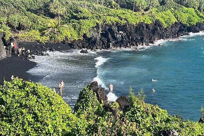 Road To Hana Black Sand Beach Waterfalls & Turtles Tour - The Itinerary Breakdown