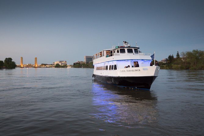 Rock the Yacht Cocktail Cruise Sacramento 21+ - An Honest Look at the Experience