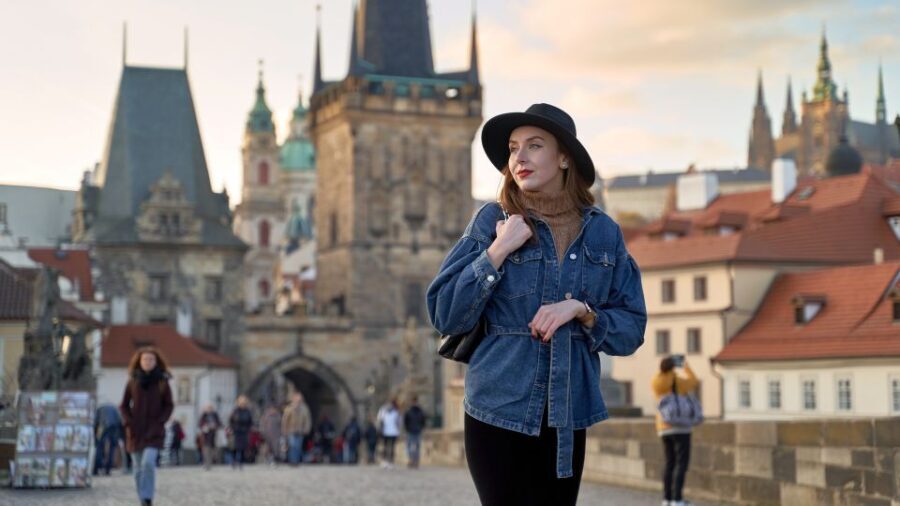 Romantic Photoshoot Experience for Couples in Prague - Detailed Breakdown of the Itinerary