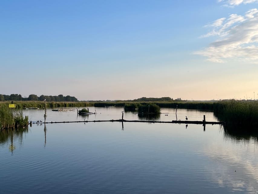 Rotterdam: green heart Midden-Delfland: Luxury Boat Tour - The Boat: Comfort and Style