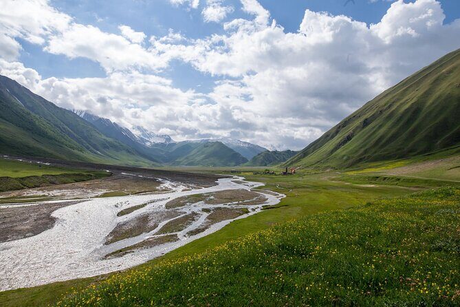Round-Trip Bus Transfer to Truso Valley from Kazbegi - The Scenic Route & Key Stops