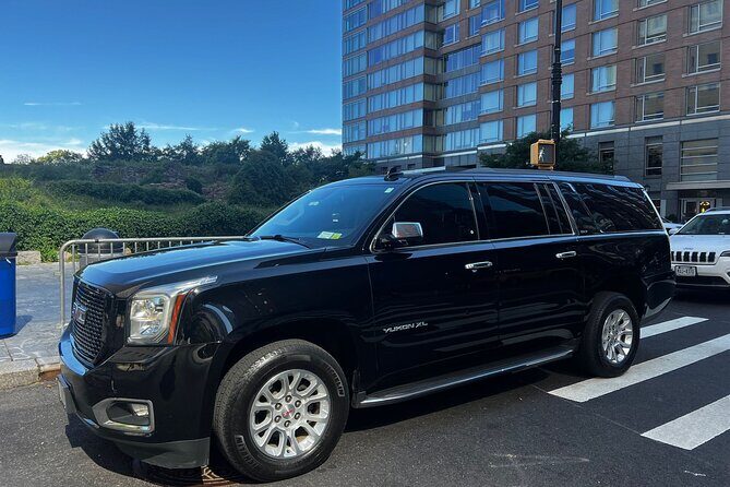 Round Trip Luxury VIP Car Service JFK, LGA, EWR All fees included - Arrival & Pickup Experience