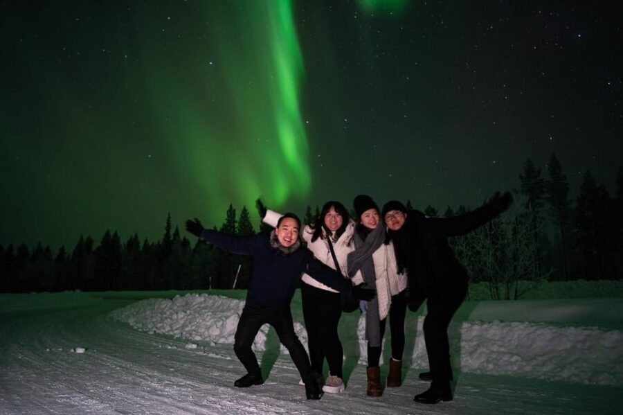 Rovaniemi: Guaranteed Aurora Hunting Tour with Photos - An In-Depth Look at the Experience