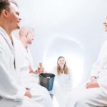 Rovaniemi: Ice Restaurant Dinner with Snow Sauna & jacuzzi - Why the Experience Works