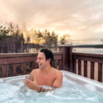 Rovaniemi: Ice sculpting, Sauna Experience & Dinner autumn - Evaluating the Value