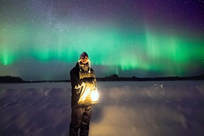 Rovaniemi: Northern Lights Pro Guaranteed - Unlimited (PRIVATE) - Key Points