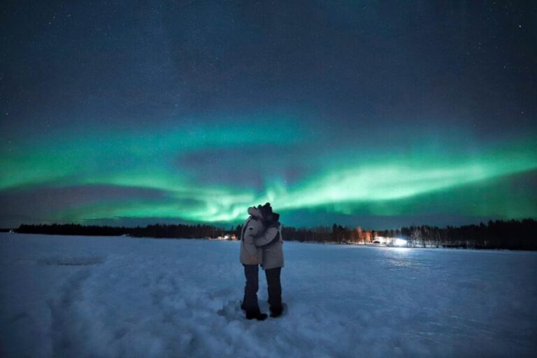 Rovaniemi: Unlimited Mileage and Hours Aurora Hunting Pro - Key Points