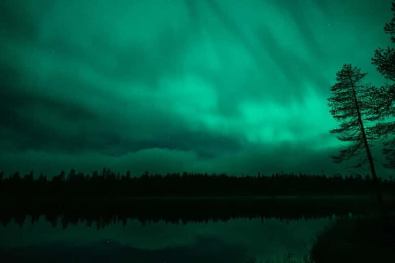 Ruka: Guided Northern Lights Hike - The Experience in Action