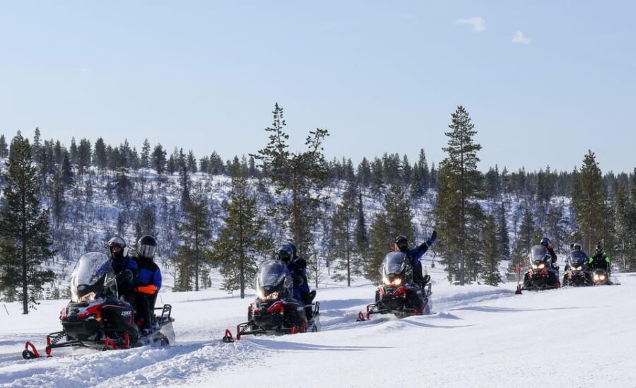 Saariselkä: Ice Fishing Safari by Snowmobile - The Value of This Tour