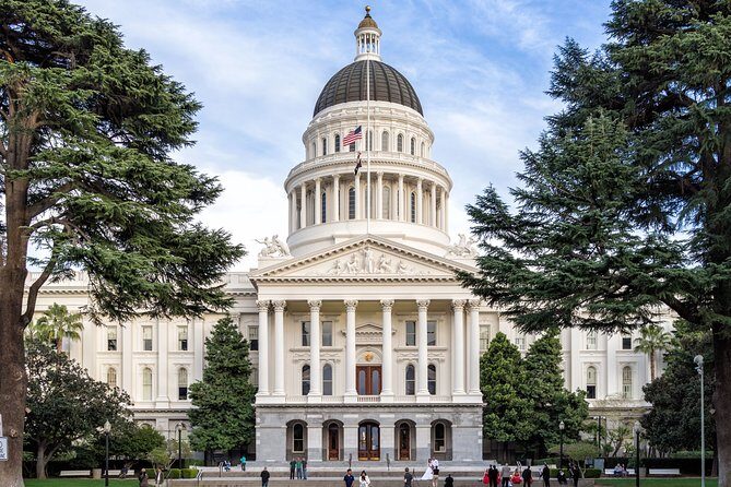 Sacramento Urban Murals: A Self-Guided Cycling Tour - A Closer Look at the Tour Experience