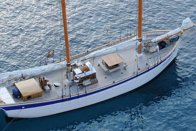 Sailing day in the heart of the Calanques - FAQs