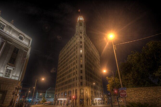San Antonio Haunted Pub Crawl - The Guide & Group Size