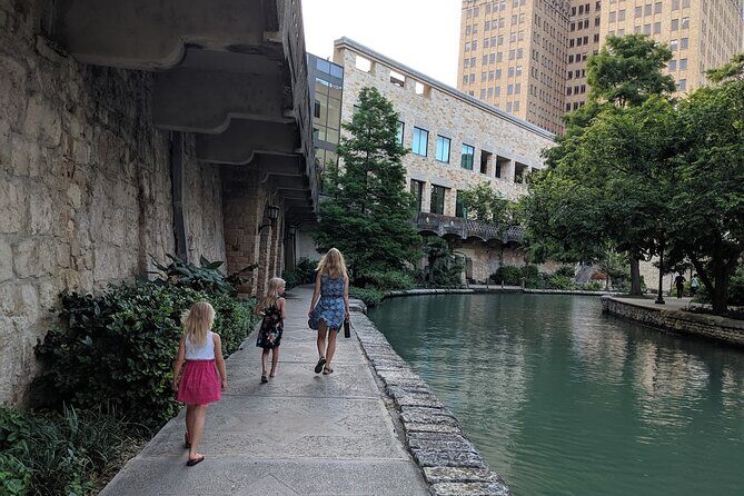 San Antonio Scavenger Hunt Walking Tour and Game - Summary: Who Will Love this Tour?