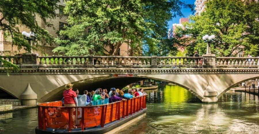 San Antonio: Small Group Tour w/ Alamo, Tower & River Cruise - Transportation and Group Size: Why It Matters
