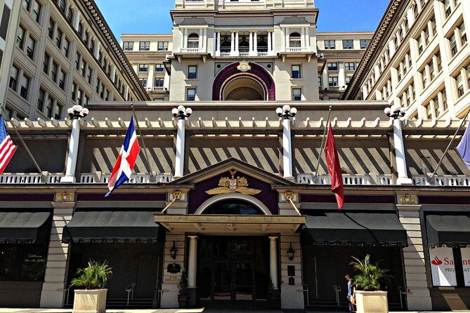 San Diego Gas Lamp: At your leisure & pace. An audio walking tour. - What to Expect from the Experience