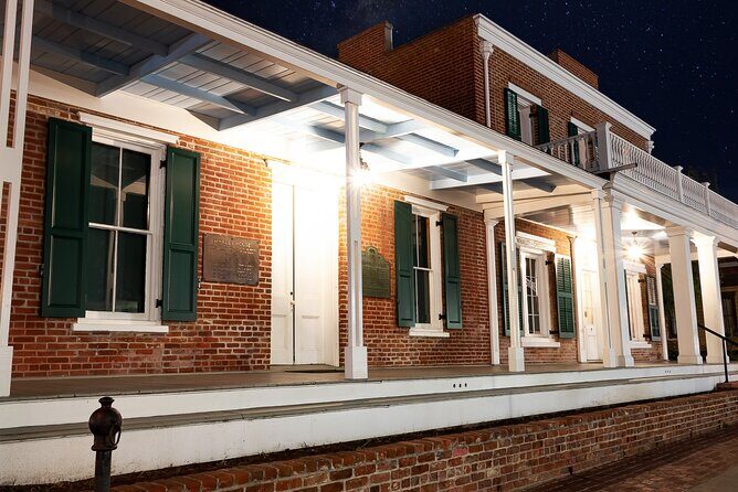 San Diego Ghosts: Gaslamp Haunted Tour - The Experience at a Glance