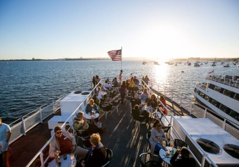 San Diego: New Year's Eve Gourmet Brunch or Dinner Cruise - What You Can Expect From the Cruise Experience