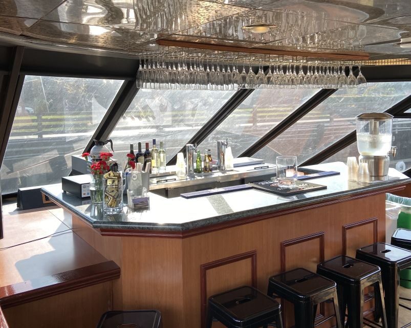 San Francisco: Empress Yacht July 4th Fireworks Party Cruise - The Experience: What Travelers Can Expect