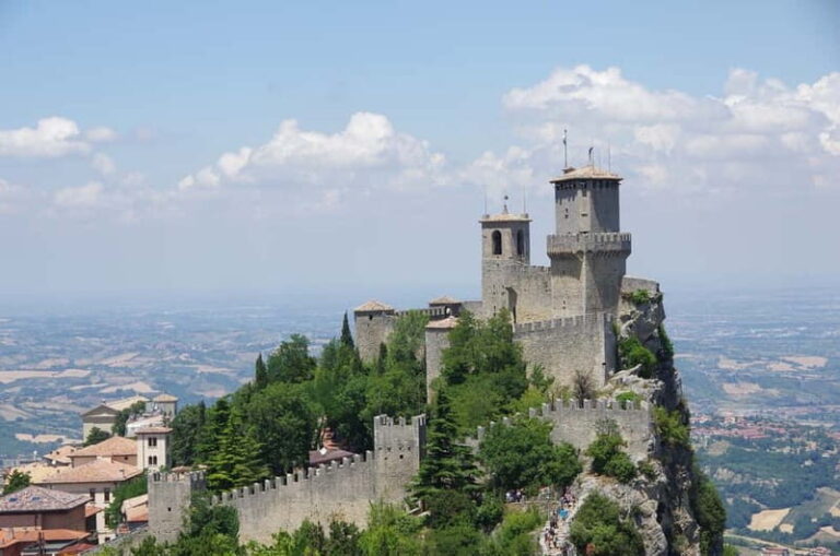 San Marino - Private Historic Walking Tour - Practical Tips for the Tour