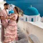 Santorini couple photoshoot with 50 edited photos! - The Itinerary: What to Expect
