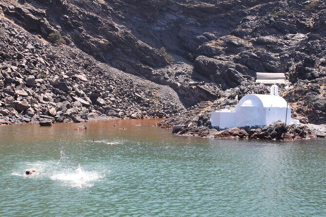 Santorini - Volcano and Hot springs - Who Should Consider This Tour?