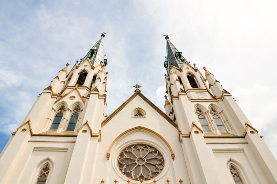 Savannah: Historic Highlights Walking Tour - What to Expect from the 2-Hour Tour