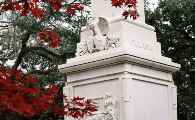Savannah: History Walking Tour - Authentic Moments and Stories