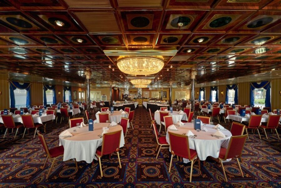 Savannah: Sightseeing Lunch Cruise - The Southerly Feast: What’s on the Menu?
