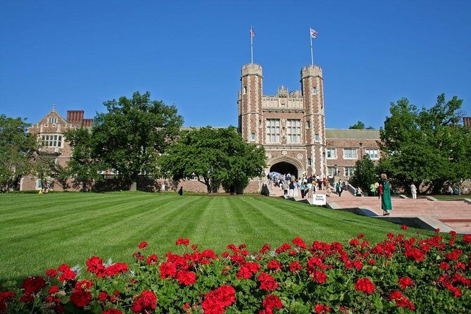 Scavenger Hunt at Washington U! - Authentic Perspectives from Participants