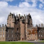 Scottish Castles Glamis and Dunnottar Italian Tour Guide - Key Points