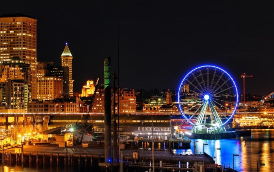 Seattle: Night Walking Tour with Space Needle - Itinerary Breakdown: What to Expect From Start to Finish