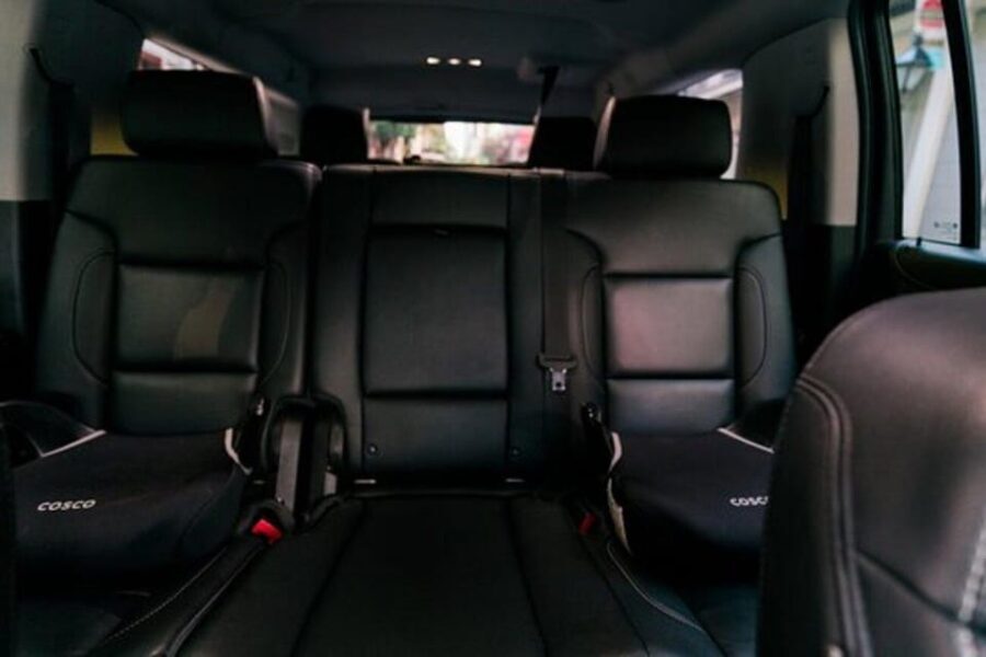 Seattle: Paine Field International Airport Transportation - Vehicle Options: Finding the Right Fit
