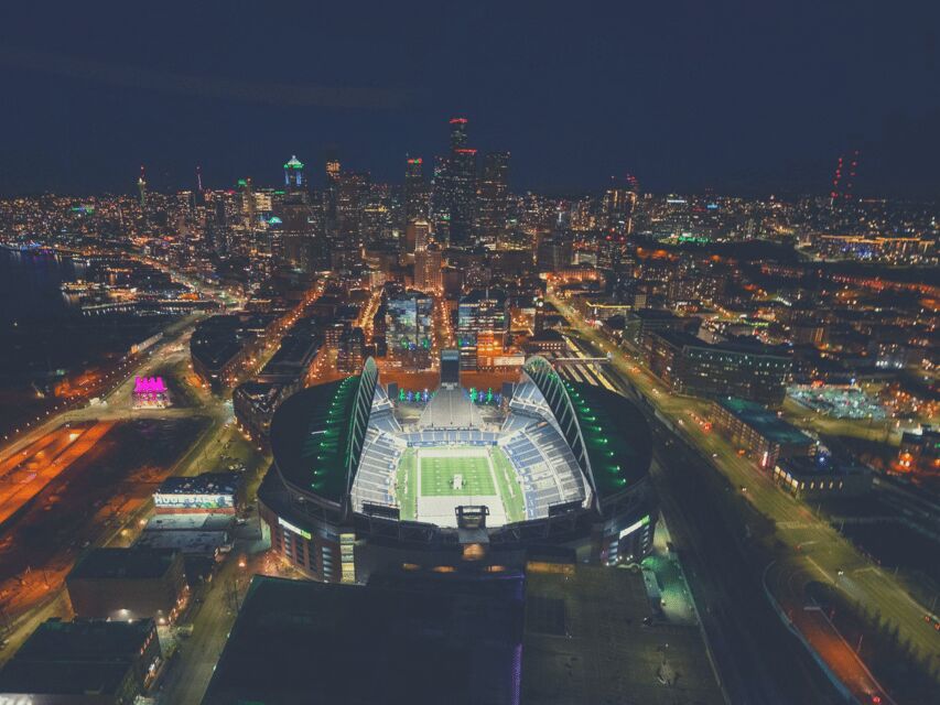 Seattle: Seattle Seahawks Football Game Ticket - Seating and Price: Finding the Right Fit