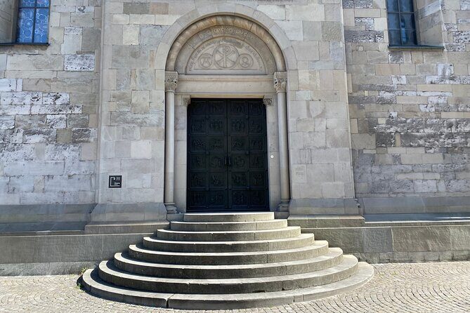 Self-Guided Audio City Tour in Zurich - On the Practical Side: Navigation, Timing, and Value