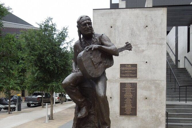 Self-Guided Austin Scavenger Hunt: Birds, Bats, BBQ and Bass - The Itinerary: A Walk Through Austin’s North Side