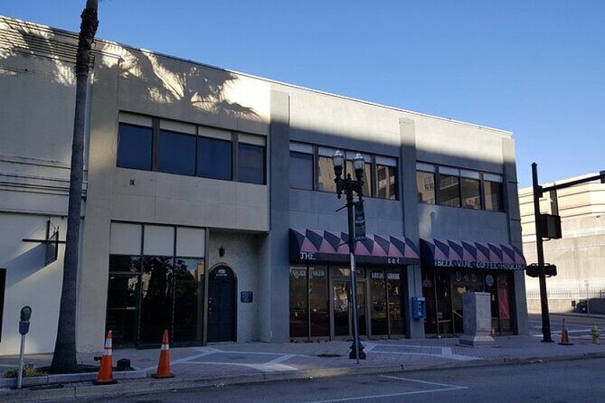 Self-Guided Bar Hunt: Jammin' Jacksonville - Who Will Love This Experience?
