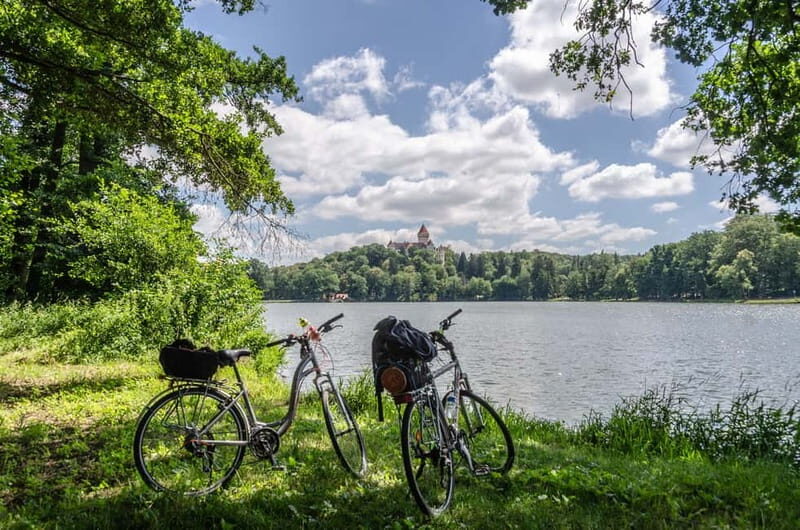 Self-Guided Bike Tour to Unetice Brewery - An In-Depth Look at the Self-Guided Bike Tour to Unetice Brewery