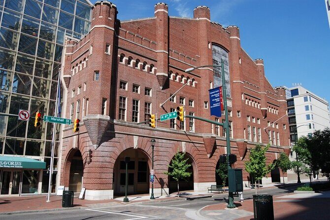 Self Guided Richmond Scavenger Hunt: City Center Spectacles - What Is the Richmond Scavenger Hunt Experience?