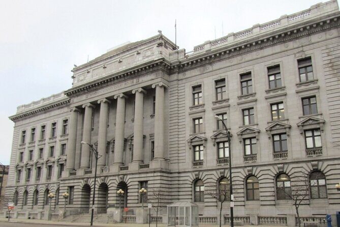 Self-Guided Scavenger Hunt: Youngstown Roaming The Rust Belt - Who Should Consider This Tour?