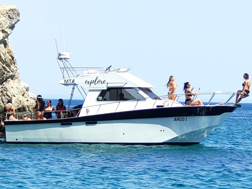 Sesimbra: Exclusive Private Yacht tour with sea activities! - What Makes This Tour Stand Out?