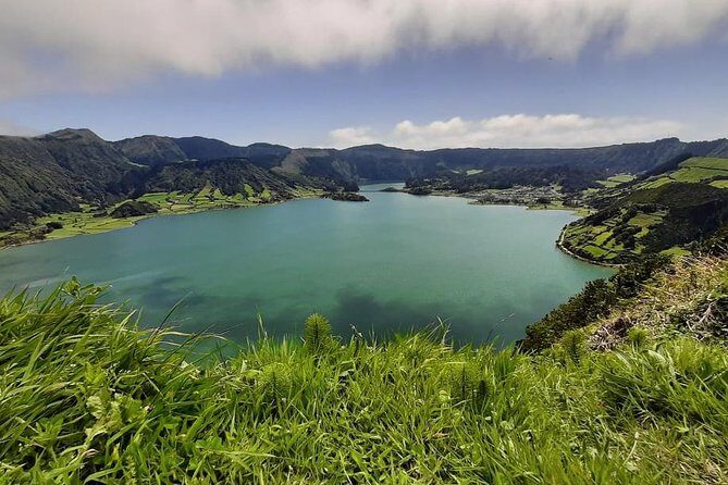 Sete Cidades & Mosteiros: Private 4x4 Tour Half Day - Who Should Book This Tour?