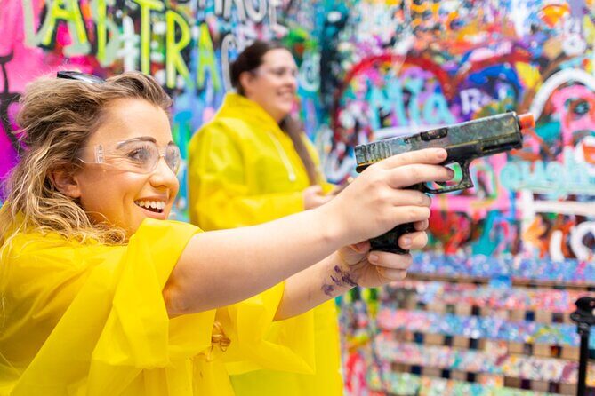 Shooting and Spinning Art Class in Los Angeles - A Creative Spin on L.A.s Artistic Scene